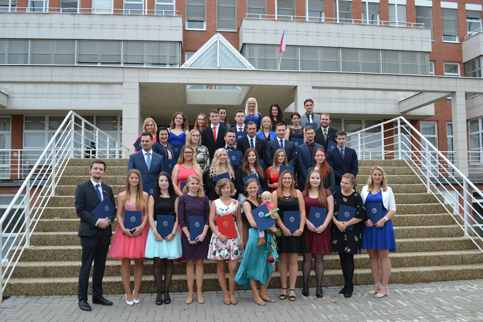 Slavnostní promoce absolventů - Univerzita Hradec Králové